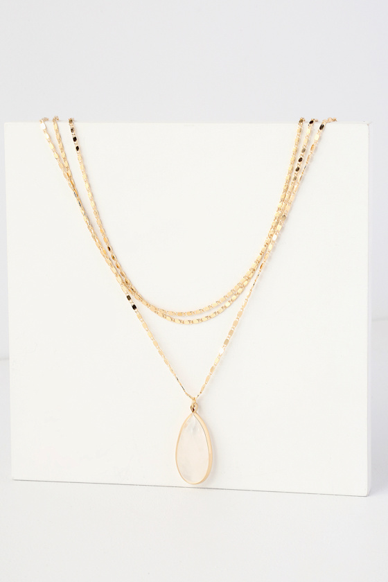 Cute Gold Necklace - Teardrop Necklace - Pendant Necklace - Lulus