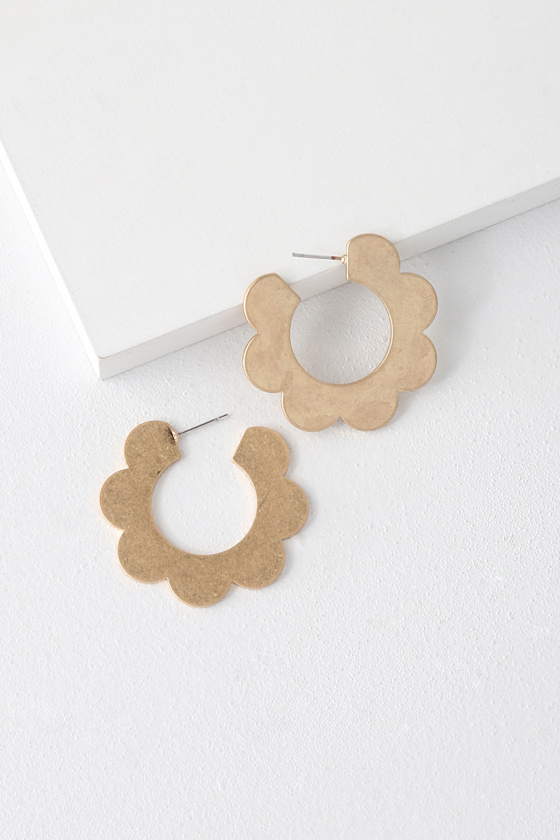 Cute Gold Earrings - Hoop Earrings - Flower Earrings - Hoops - Lulus