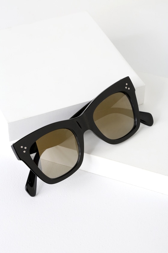 Chic Black Sunglasses Wayfarer Sunglasses Sunnies Lulus