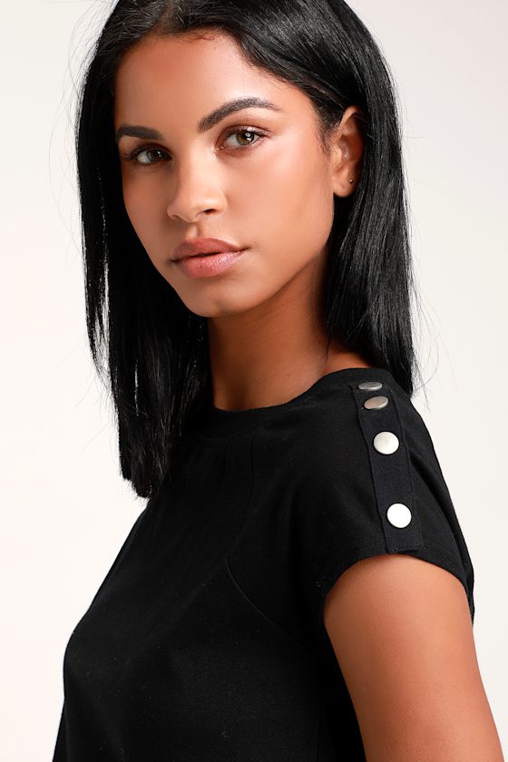 Cute Black Tee - Snap Sleeve Tee - Black T-Shirt - Lulus