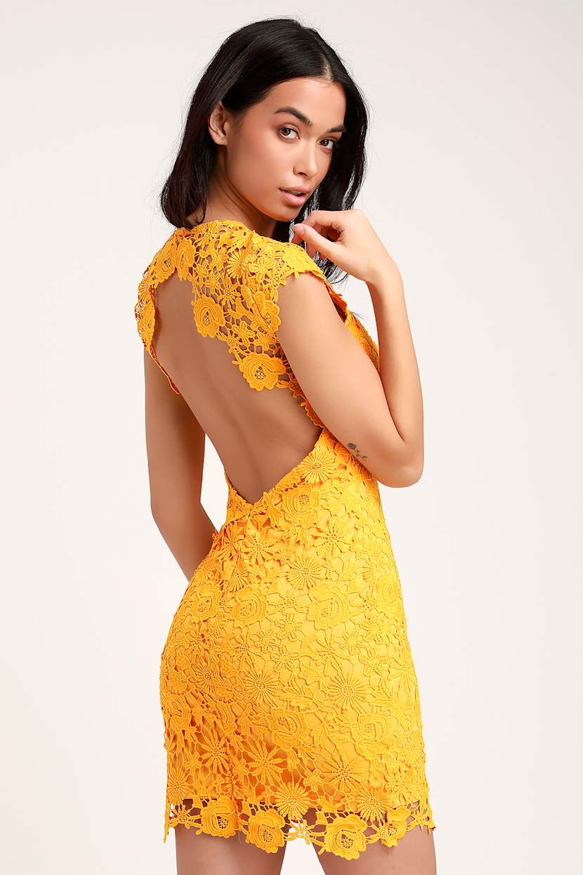Backless Lace Dresses