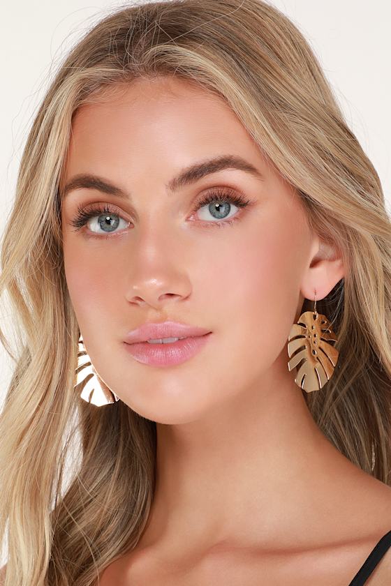 Cute Leaf Earrings - Gold Earrings - Gold Leaf Earrings - Lulus