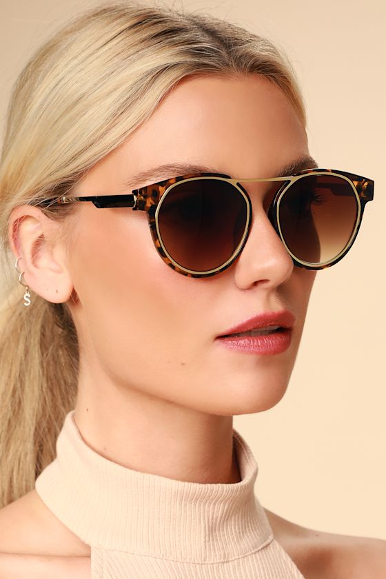 Cute Tortoise Sunglasses - Round Sunglasses - Sunglasses - Lulus