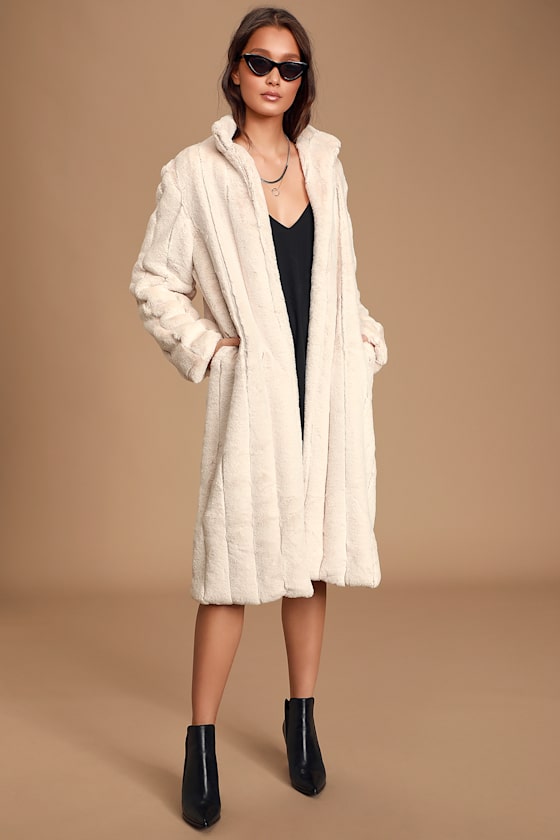 Chic Faux Fur Coat - White Faux Fur Coat - Long Faux Fur Coat - Lulus