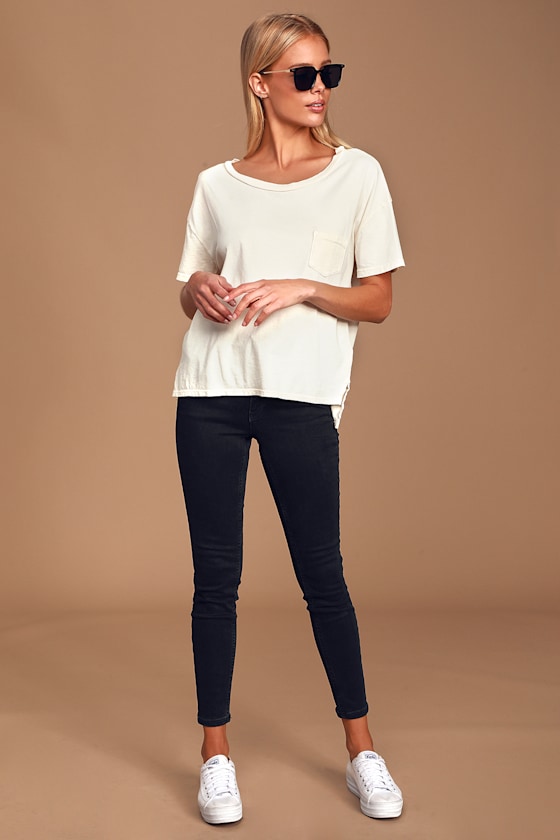 Cream Tee - Short Sleeve T-Shirt - Classic Pocket Tee - Basic Top