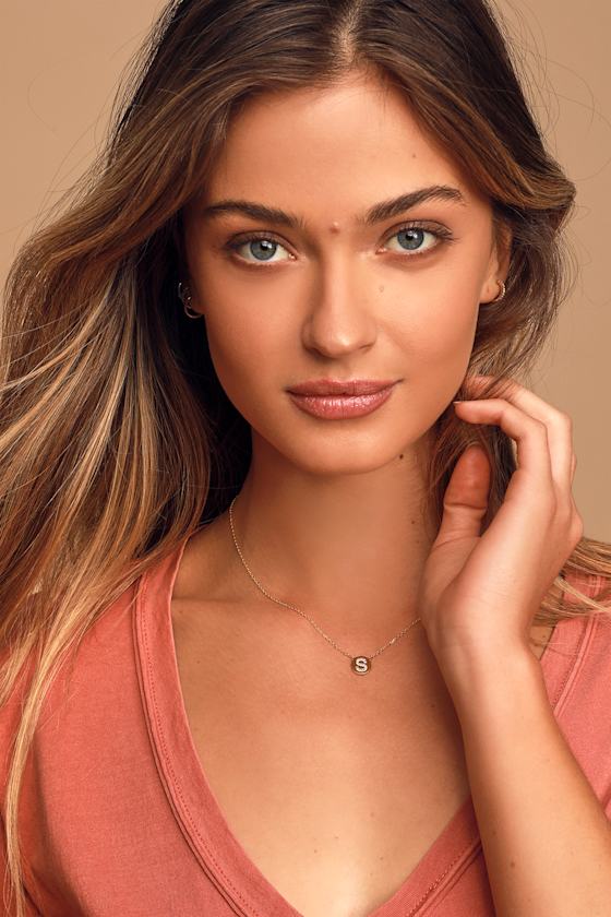 Chic Charm Necklace - "S" Charm Necklace - Rhinestone Necklace - Lulus