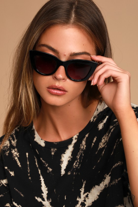 Cute Black Sunglasses Chunky Cat Eye Sunglasses Black Sunnies Lulus