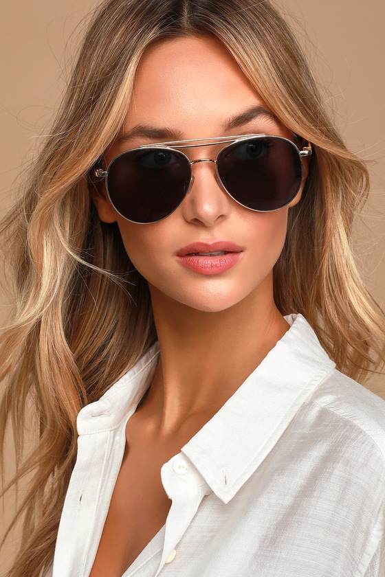 Cute Gold Aviators Aviator Sunglasses Gold Sunnies Lulus