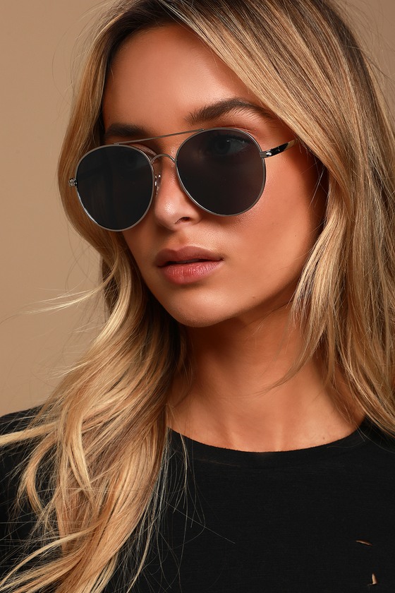 Aviator Sunglasses Silver Sunglasses Silver And Black Sunnies Lulus