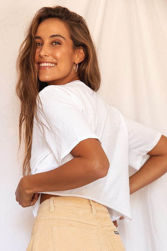 Classic White T-Shirt - Basic V-Neck Tee - Raw Hem Cropped Tee - Lulus