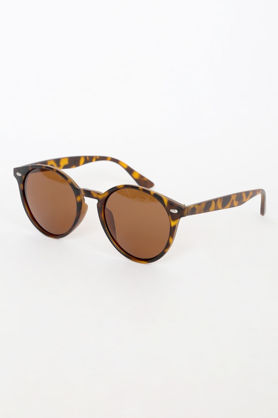 Brown Tortoise Sunglasses - Classic Sunnies - Round Sunglasses - Lulus