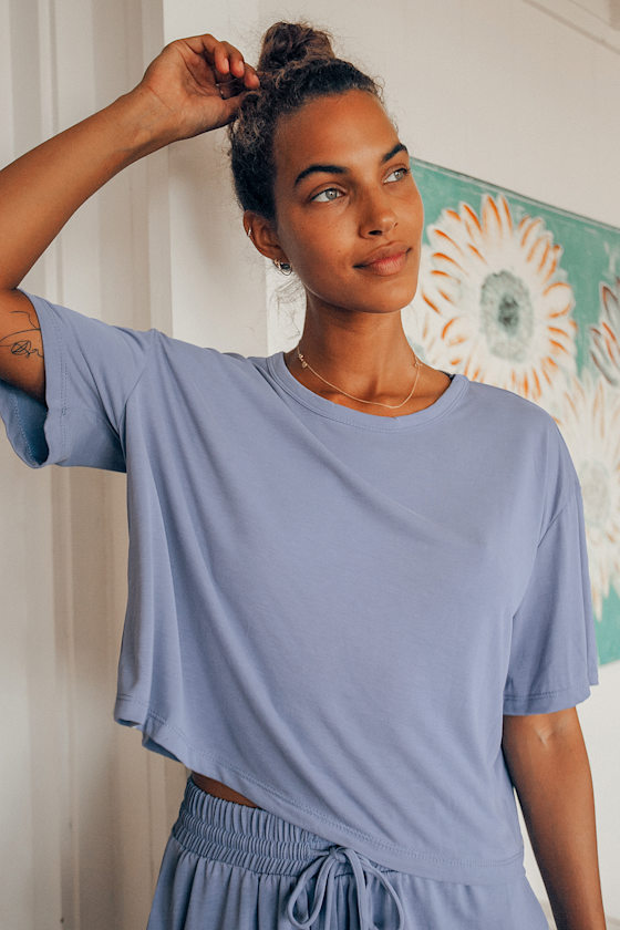 Denim Blue Tee - Cropped Short Sleeve T-Shirt - Comfy Lounge Tee - Lulus