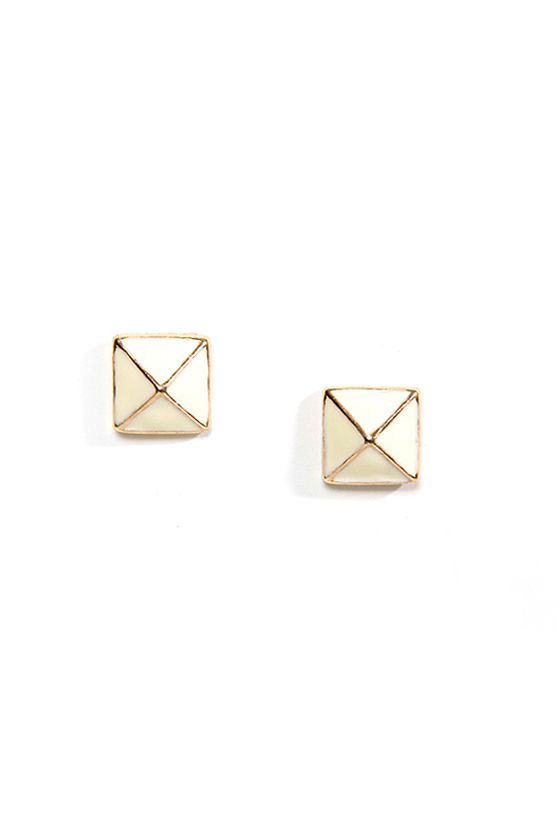 Cool Pyramid Earrings - Stud Earrings - Post Earrings - $10.00 - Lulus