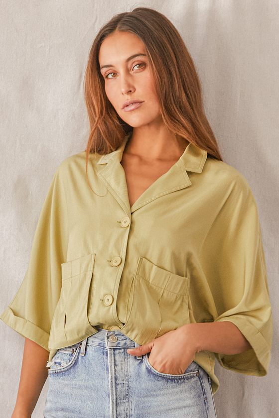 Light Green Blouse - Button-Up Top - Boxy Short Sleeve Top - Lulus