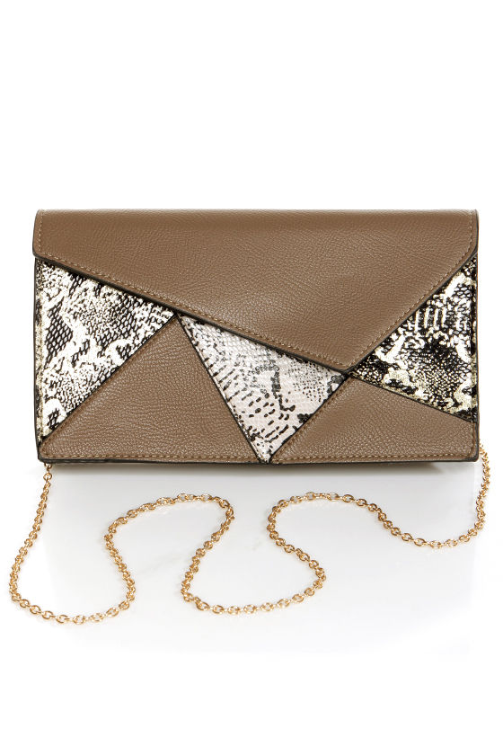 Cute Snakeskin Clutch - Vegan Clutch - $48.00 - Lulus