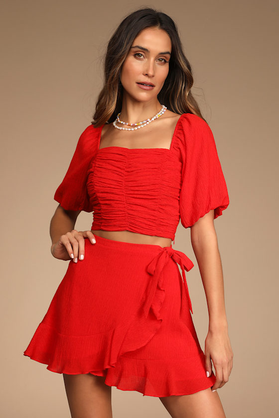 Red Crop Top - Puff Sleeve Top - Ruched Top - Women's Tops - Lulus