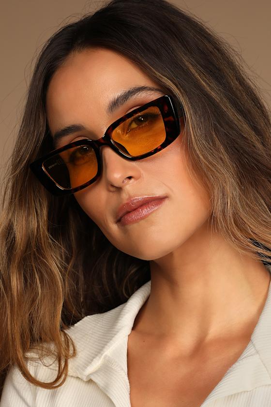 Brown Tortoise Sunglasses - Women's Sunglasses - Cat-Eye Sunnies - Lulus