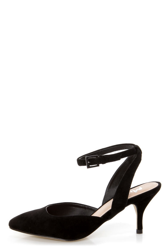 Mixx Shuz Nicki Black Pointed D'Orsay Kitten Heels - $34.00 - Lulus