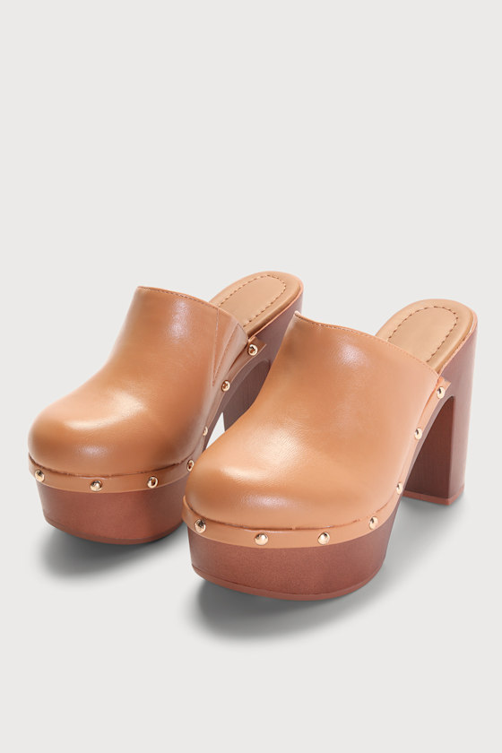 Tan Clogs - Platform Clogs - Studded Clogs - Fall Shoes - Lulus